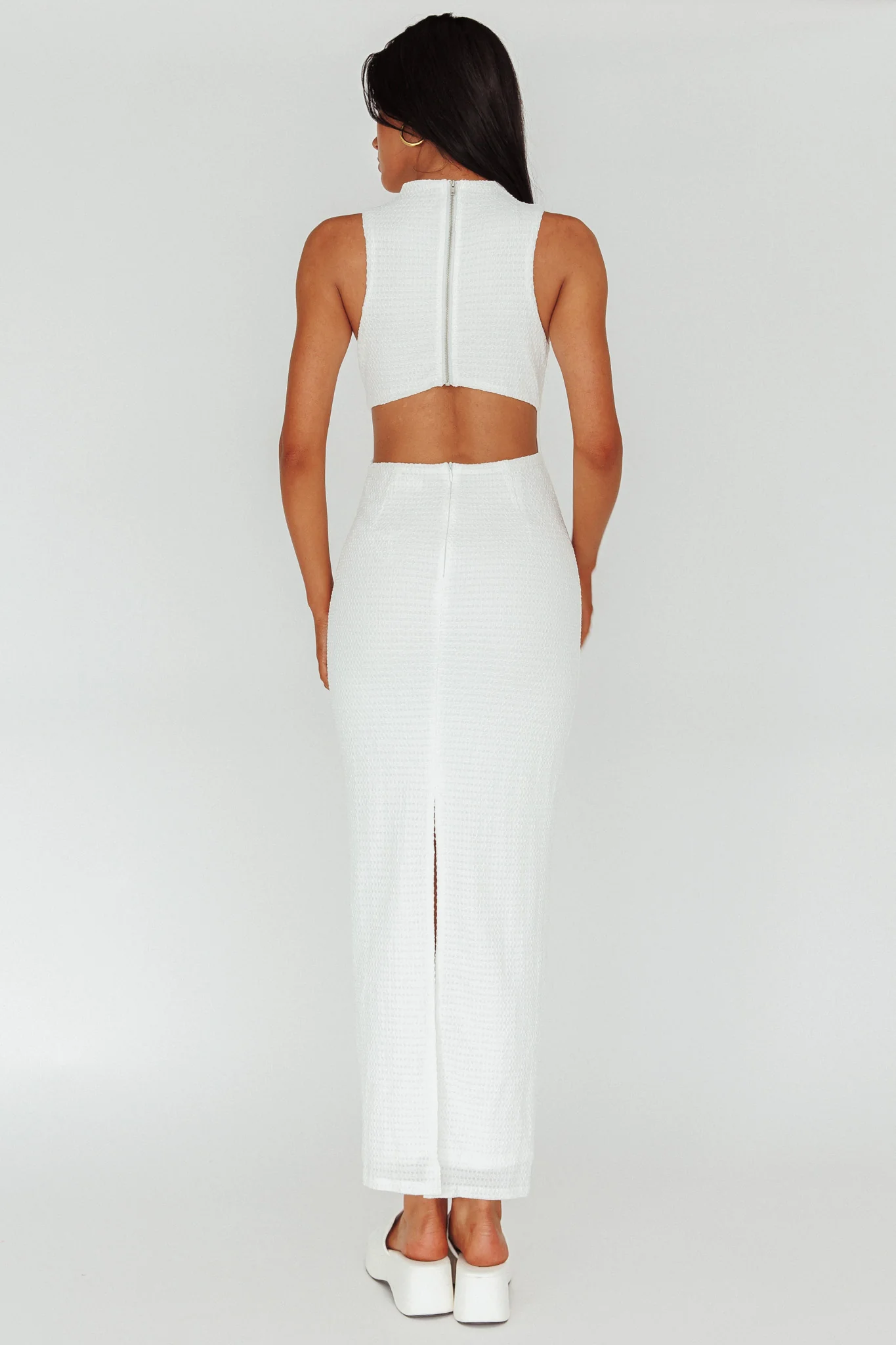 Yindi Sleeveless Cut-Out Waist Maxi Dress White - Selfie Leslie